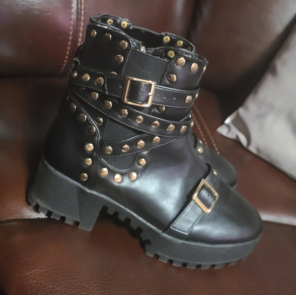 Cape Robbin | Shoes | Cape Robbin Boots | Poshmark